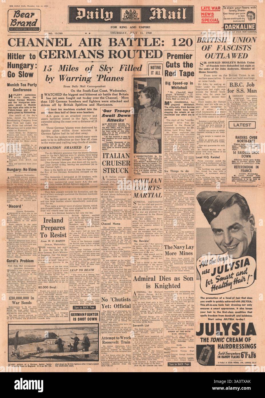 1940 daily mail battle of britain begins hi-res stock photography and ...