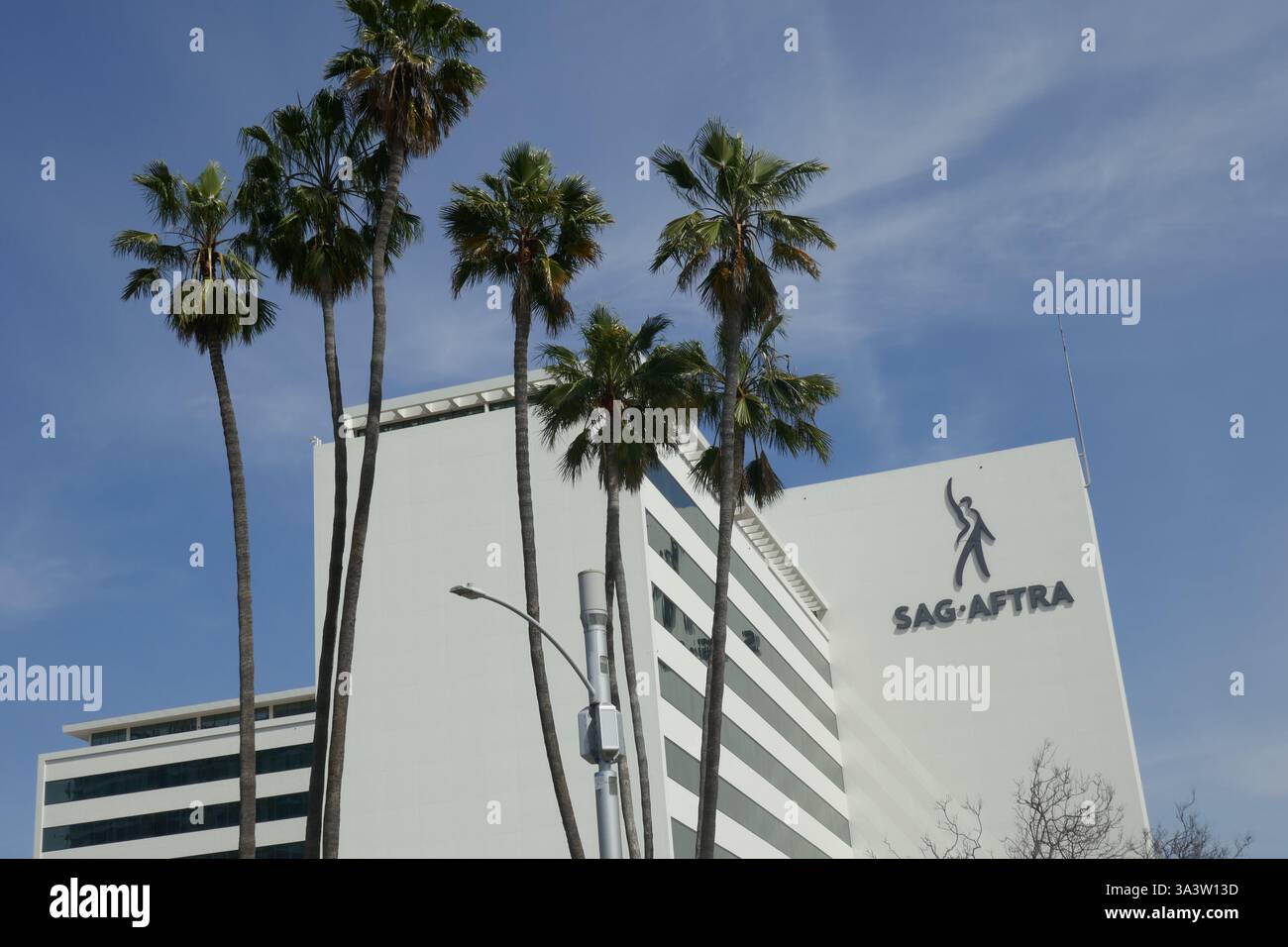Los Angeles, California, USA 16th March 2025 SAG-AFTRA Offices at 5757 ...