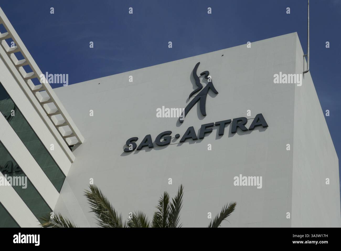 Los Angeles, California, USA 16th March 2025 SAG-AFTRA Offices at 5757 ...