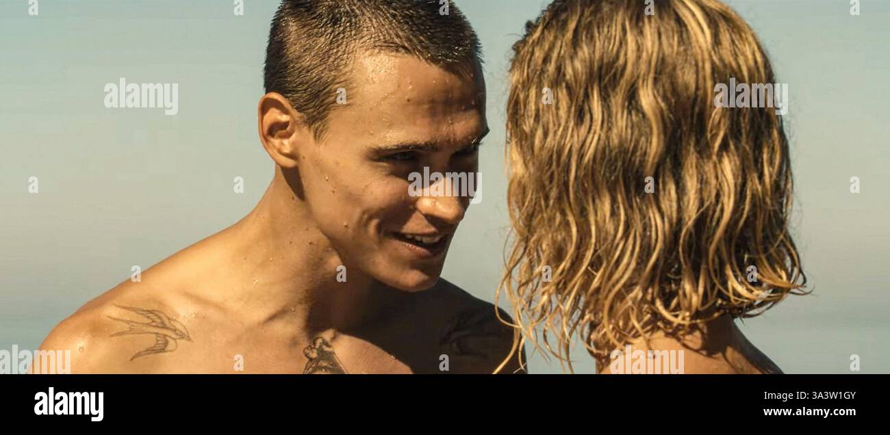 HERE NOW, (aka FINO ALLA FINE), from left: Saul Nanni, Elena Kampouris ...