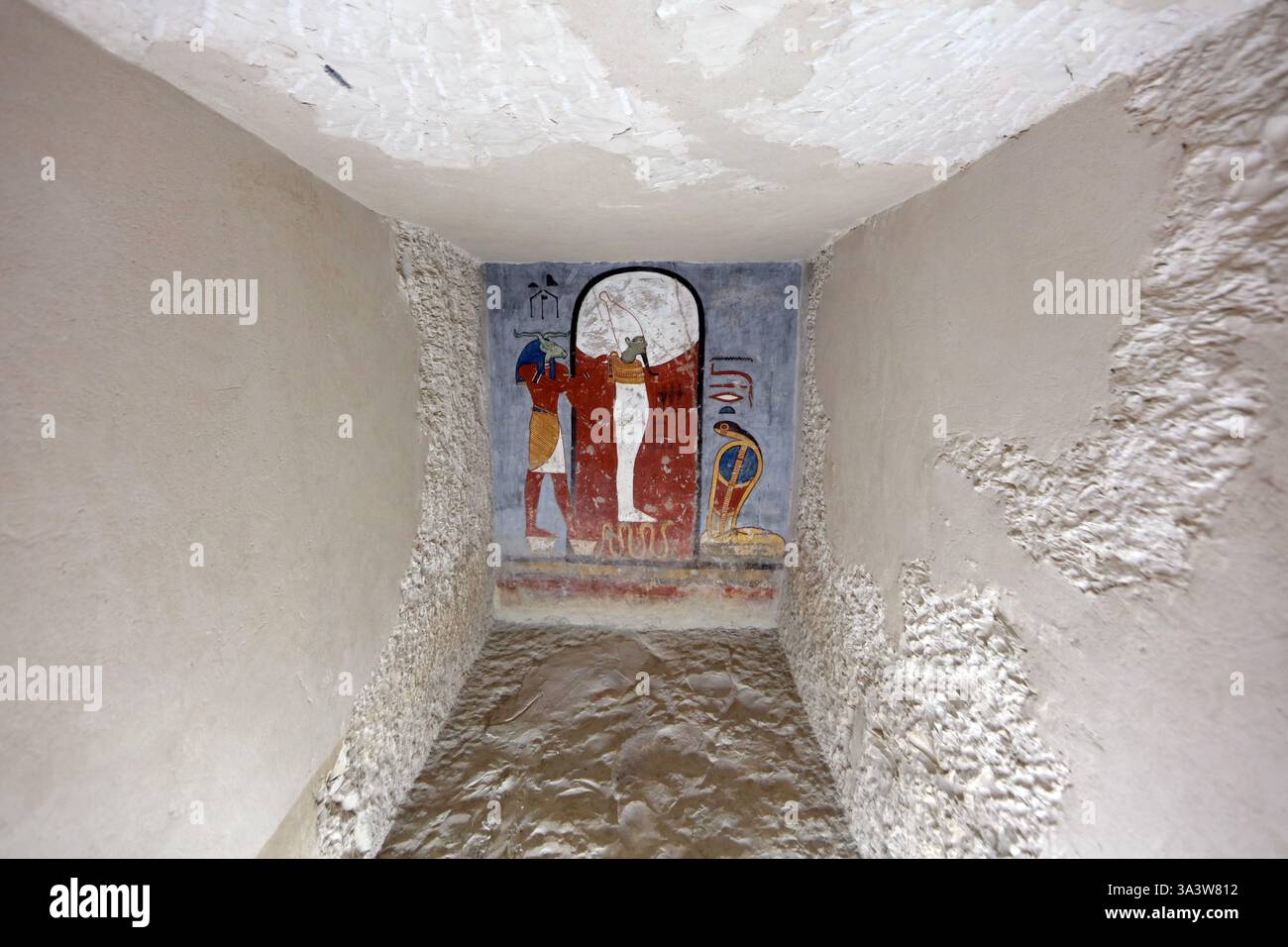 Reliefs of KV 2 the tomb of Ramses IV in Valley of the Kings, Egypt ...