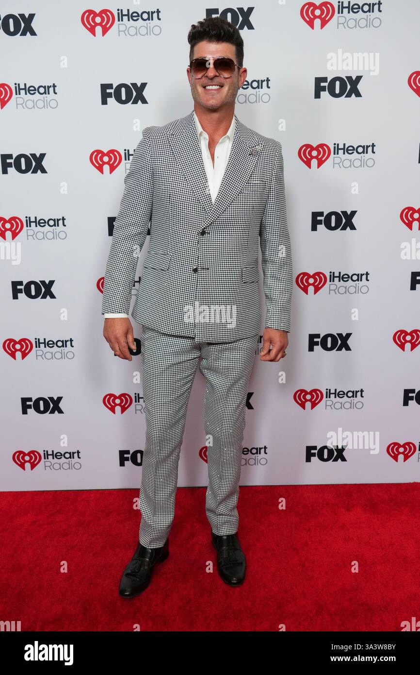 Robin Thicke arrives at the iHeartRadio Music Awards, Monday, March 17 ...