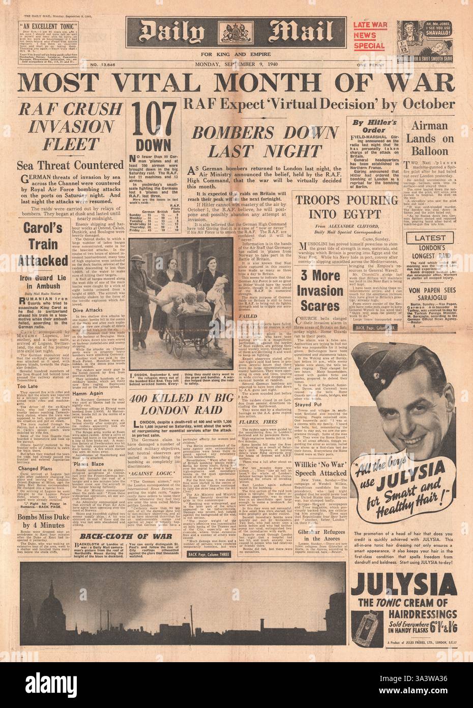1940 front page Daily Mail Luftwaffe bombing raid on London Stock Photo ...