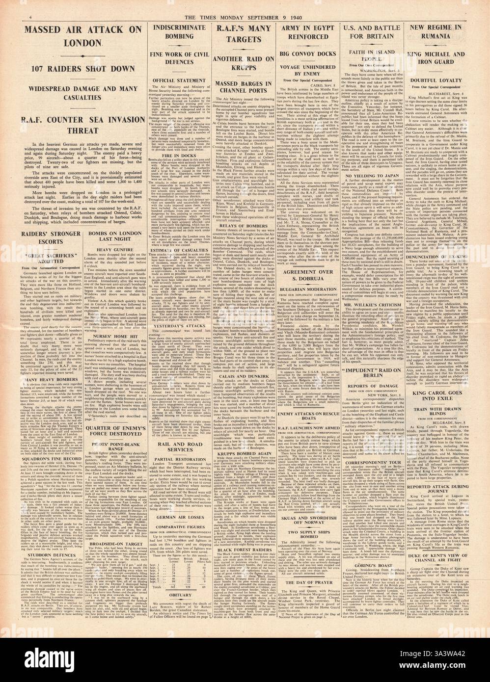 1940 the times massive luftwaffe bombing raid on london hi-res stock ...