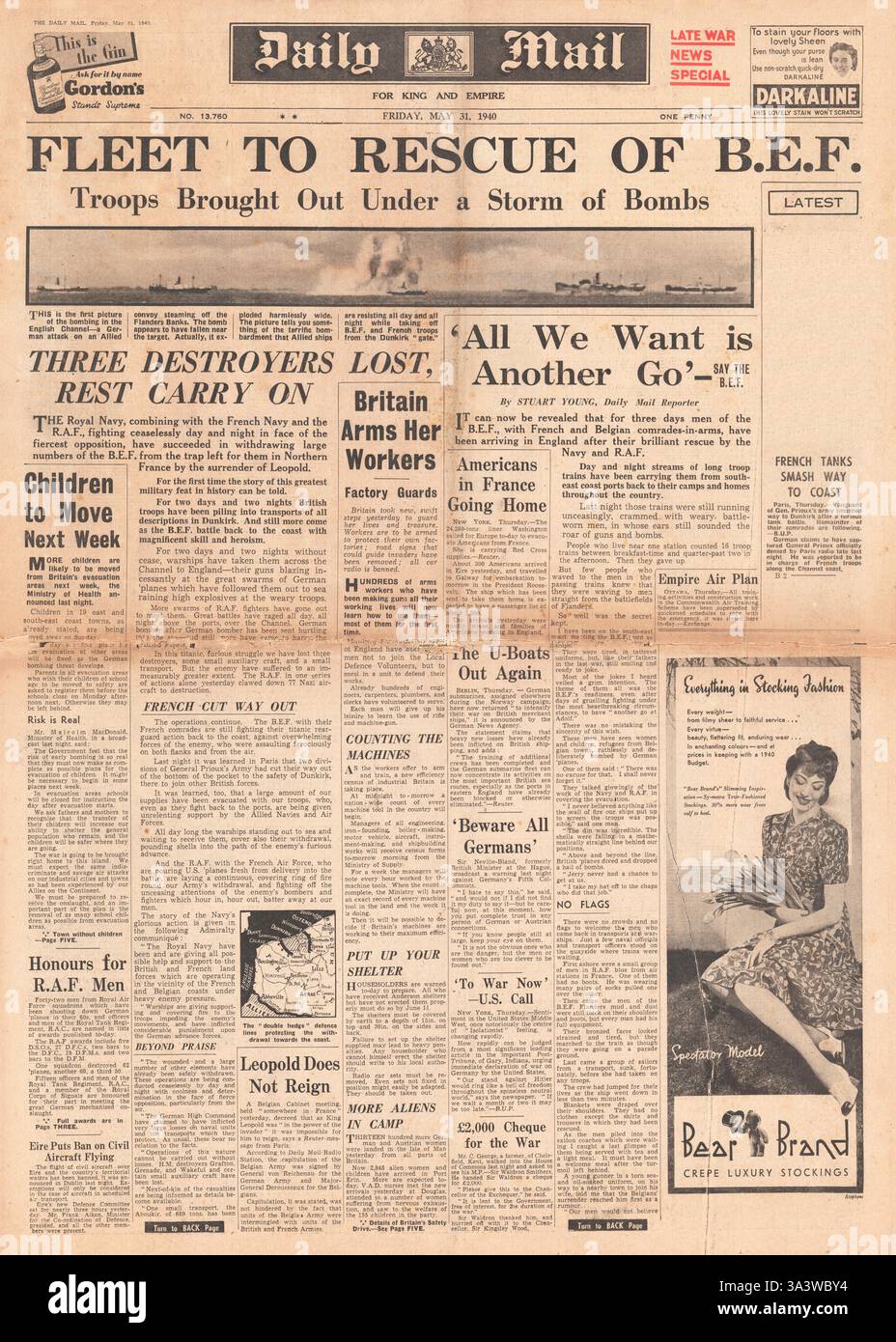 1940 front page Daily Mail evacuation of BEF from Dunkirk begins Stock ...
