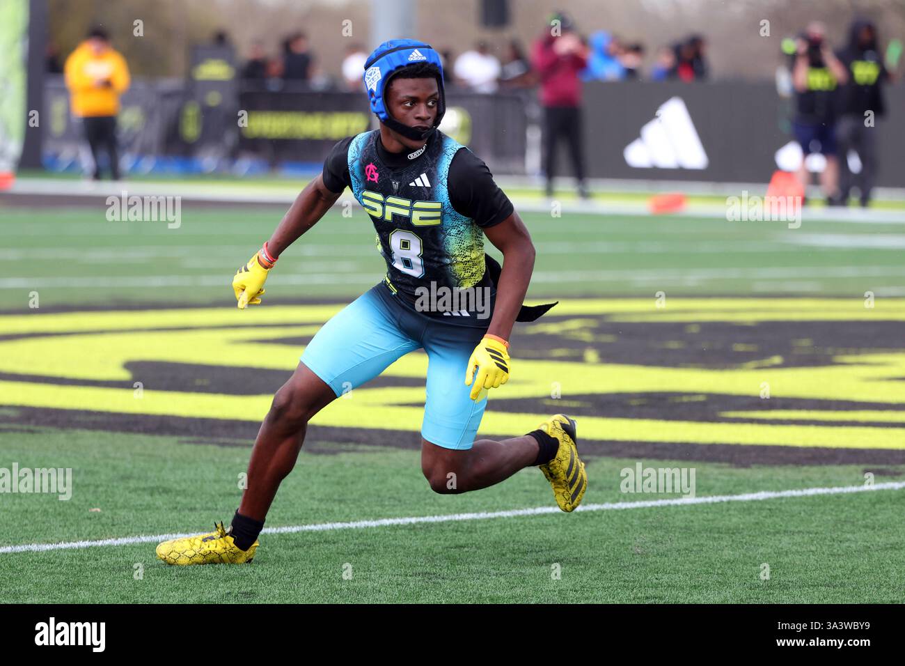 SFE cornerback Camden Portis (8) runs a route against Fleaux in an OT7 Football game Saturday ...