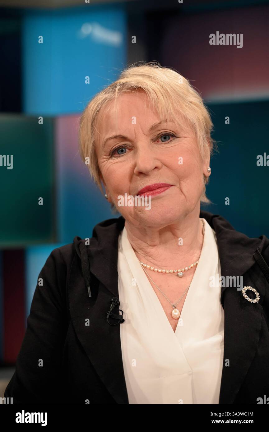 Journalistin Bascha Mika, Podcasterin und langjährige Chefredakteurin ...