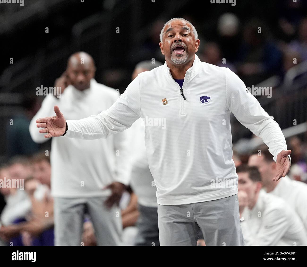 MAR 11 2025: K state coach Jerome Tang gives instructions during the ...