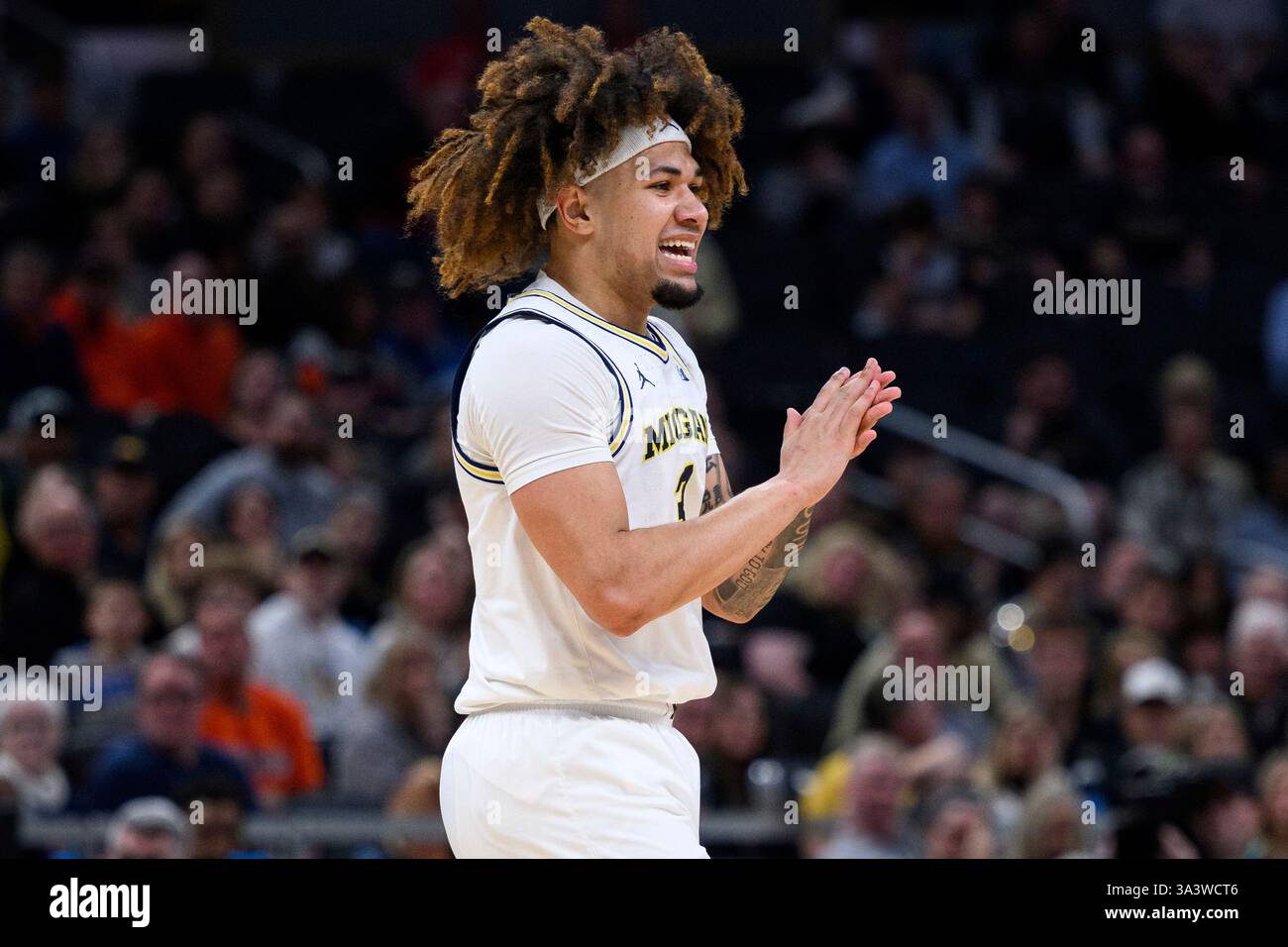 INDIANAPOLIS, IN - MARCH 14: Michigan Wolverines guard Tre Donaldson (3 ...