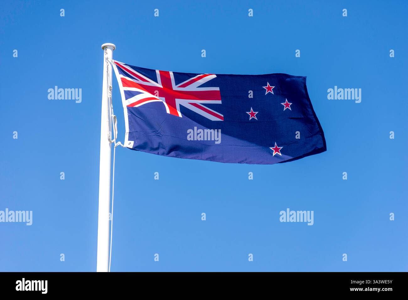 New Zealand flag flying, Marine Parade, New Brighton, Christchurch ...