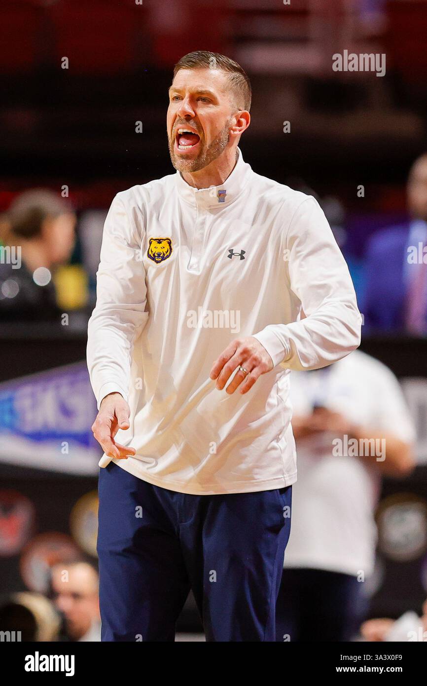 Northern Colorado head coach Steve Smiley calls out a play against ...