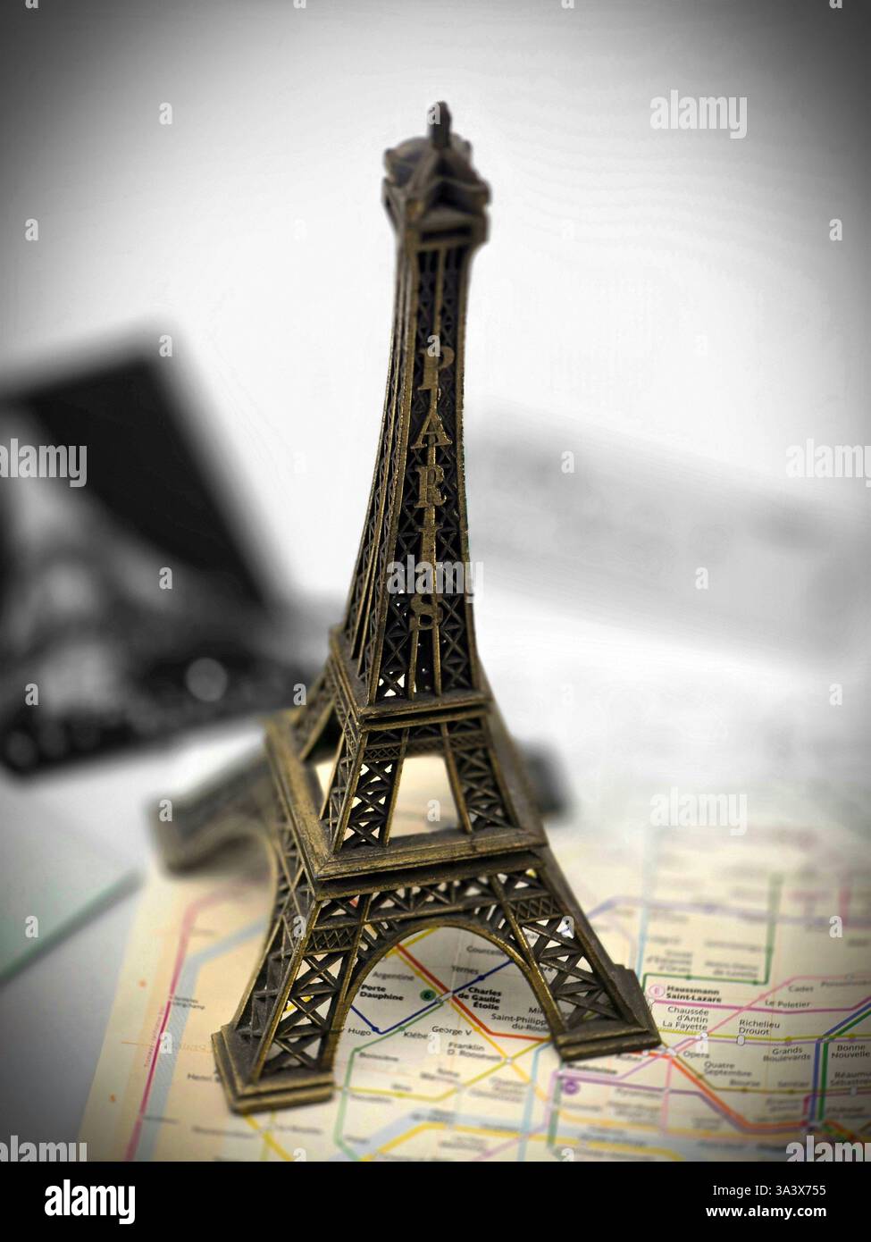 Art of memory and symbol smartphone stock photos and images - Alamy