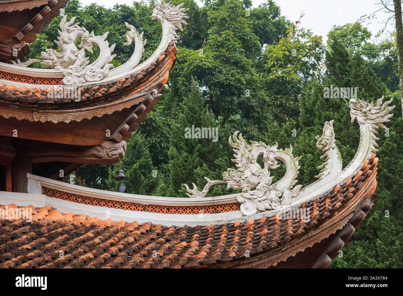 The dragon symbol during the Lê dynasty in Vietnam Stock Photo - Alamy