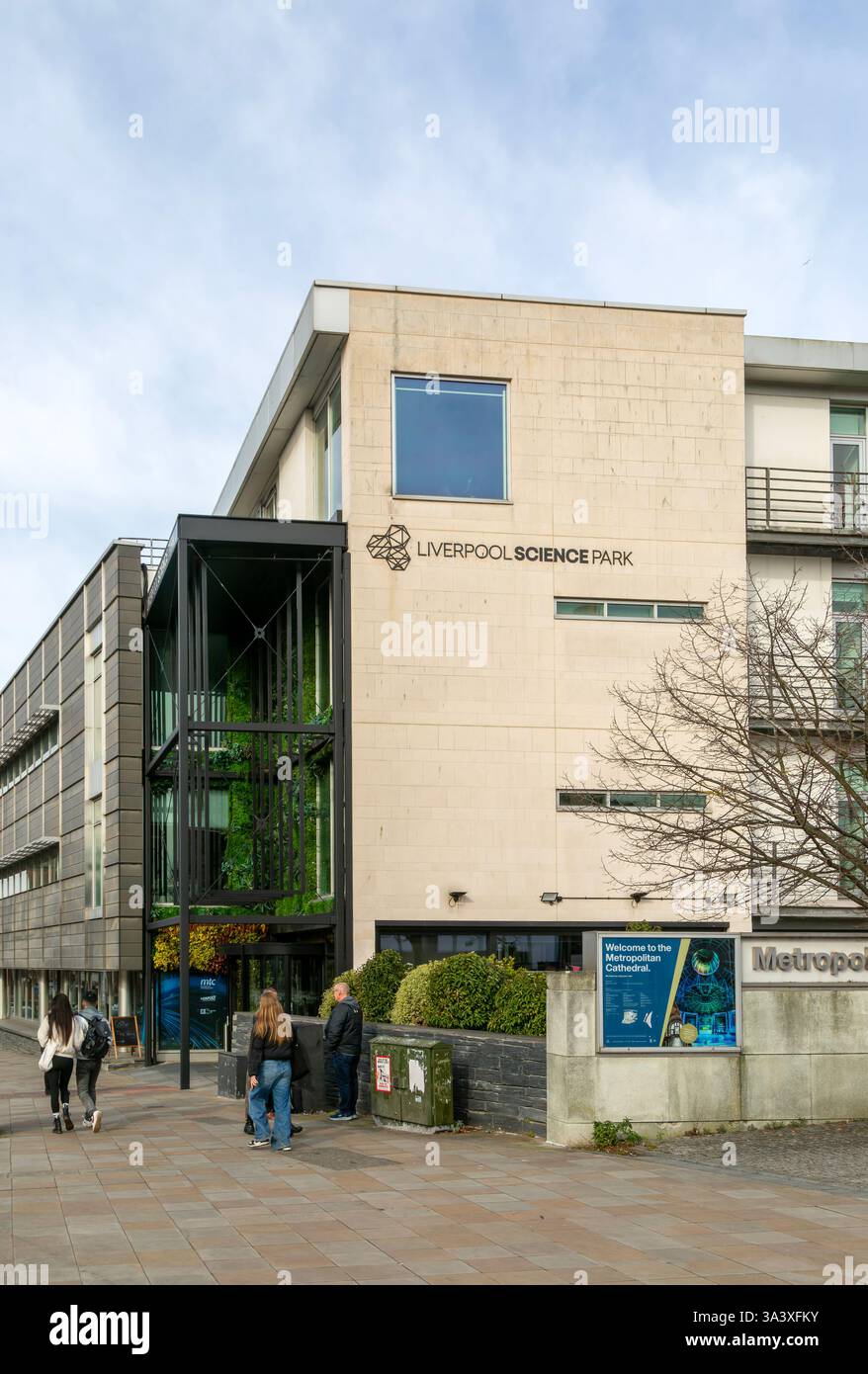 Liverpool Science Park building, Bruntwood SciTech, Mount Pleasant ...