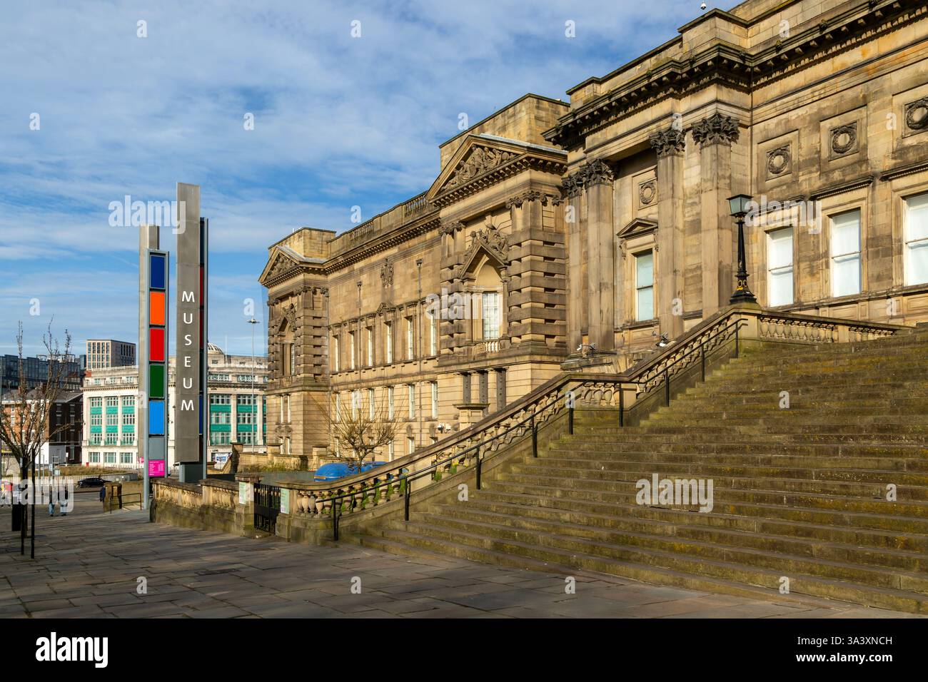 Steps to entrance neoclassical architecture of World Museum, building ...