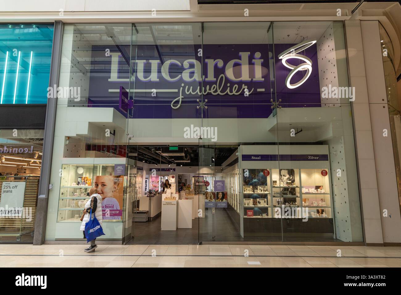 Lucardi logo hi-res stock photography and images - Alamy