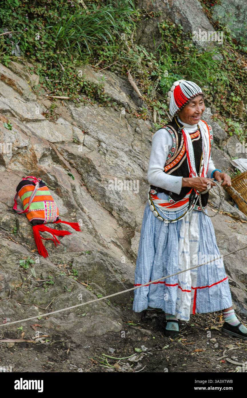 Lisu culture hi-res stock photography and images - Alamy