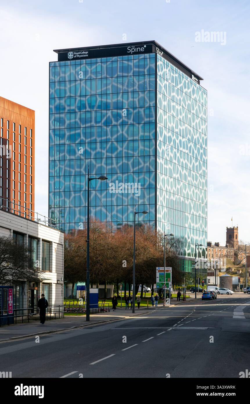 Modern architecture of Royal College of Physicians, The Spine office ...