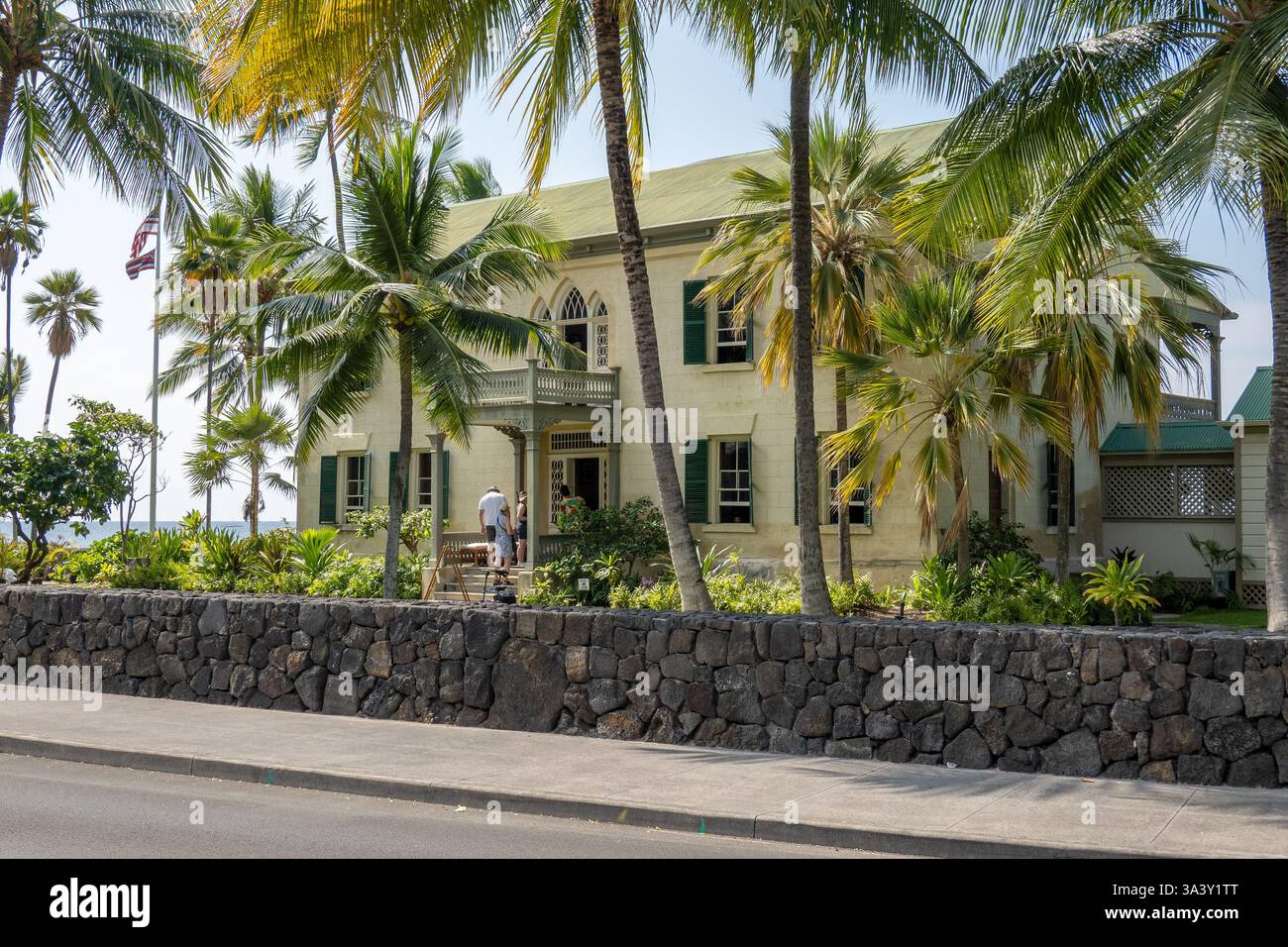 Hulihe'e Palace Kailua-Kona Summer Palace For Hawaiian Royalty, In ...