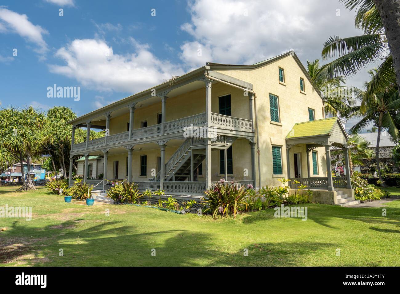 Hulihe'e Palace Kailua-Kona Summer Palace For Hawaiian Royalty, In ...