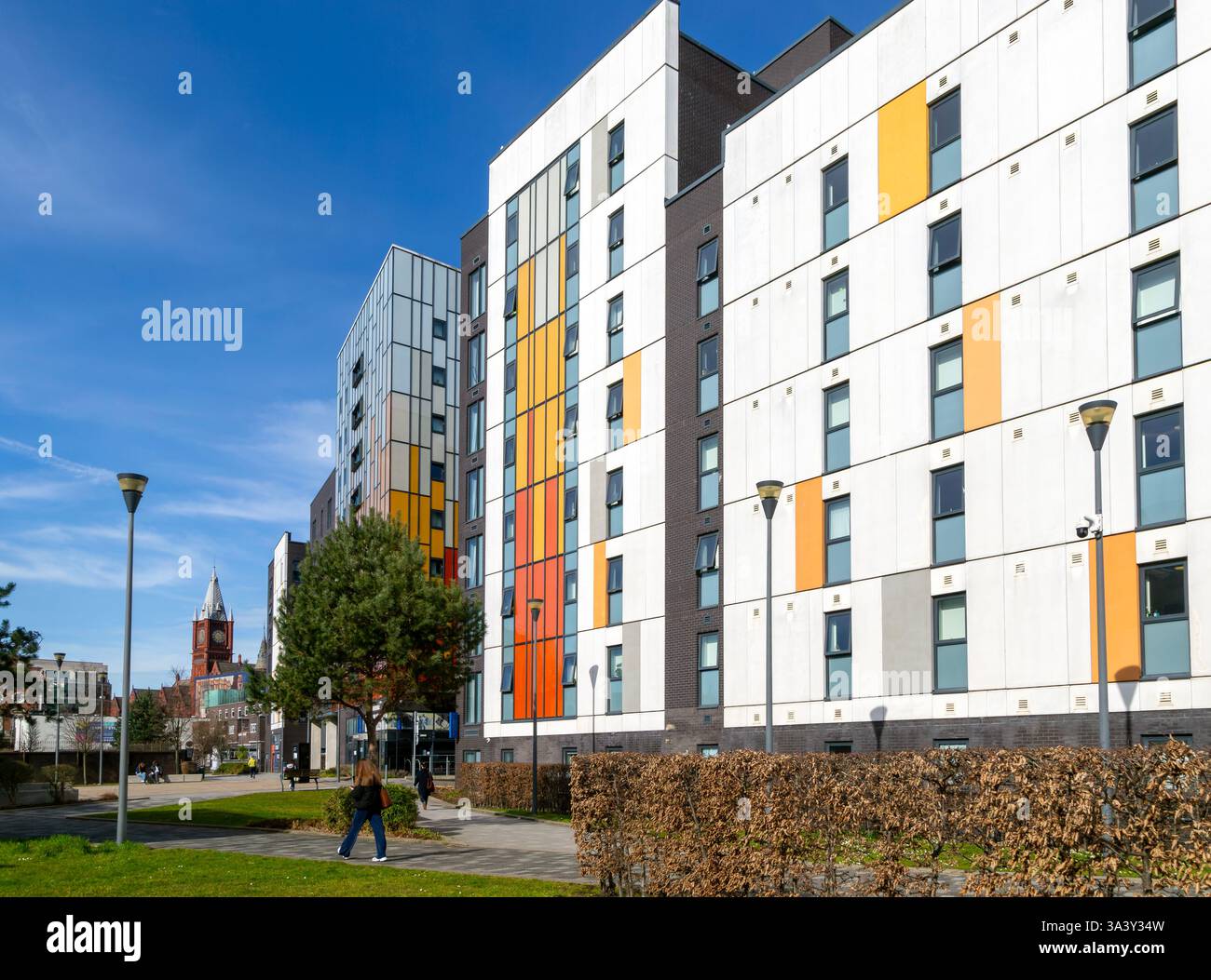 Modern architecture of buildings, Crown Place, Central Campus ...