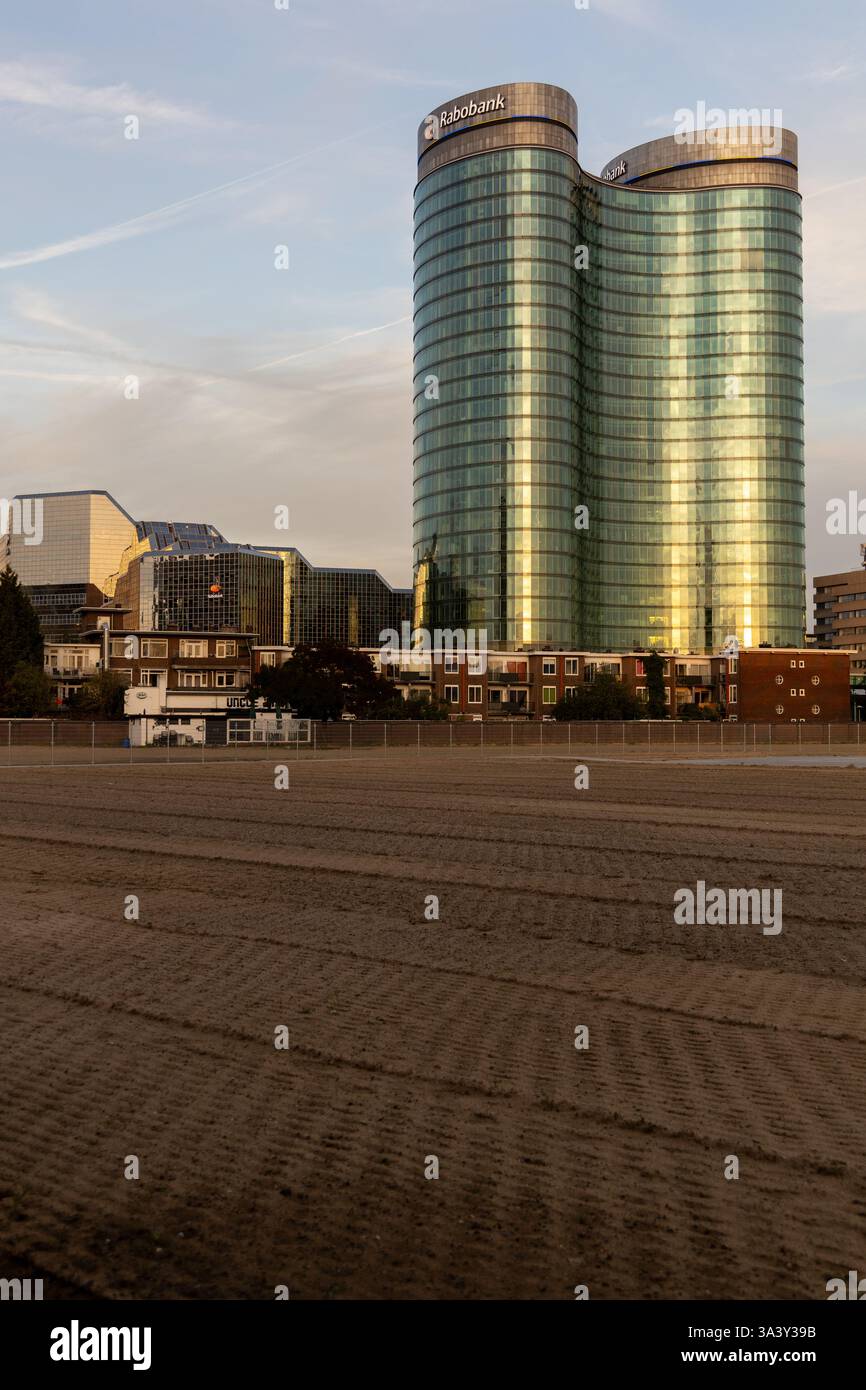 Rabobank bank building sign headquarters glass skyscraper Stock Photo ...