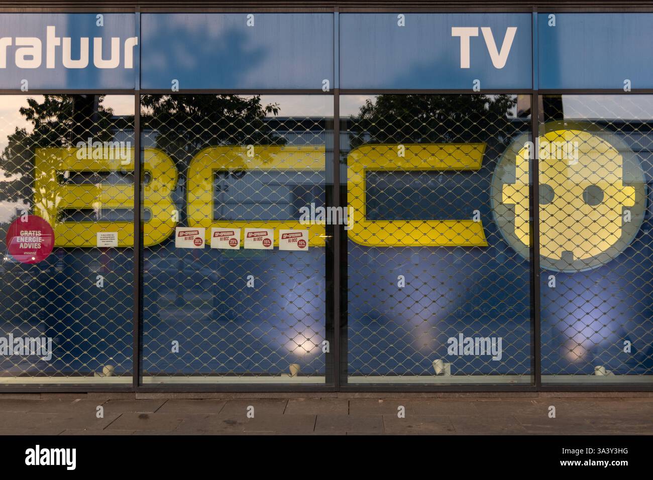 Bcc store hi-res stock photography and images - Alamy