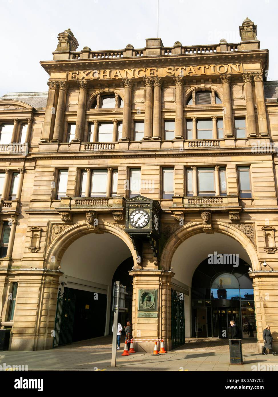 Exchange Station railway building, Tithebarn Street, city centre ...