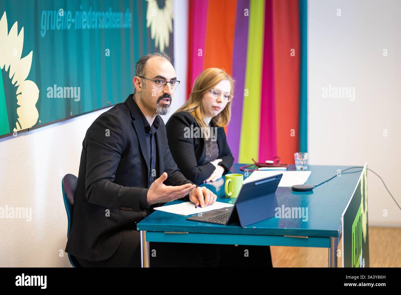 Hanover, Germany. 18th Mar, 2025. The state chairmen of Bündnis 90/Die ...