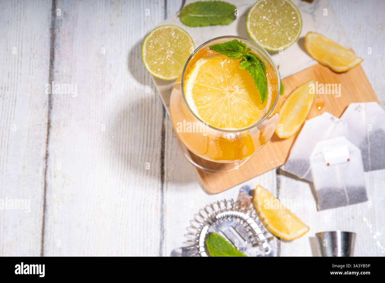 Trendy Tea Inspired cocktail set from green, oolong, black, chai and ...