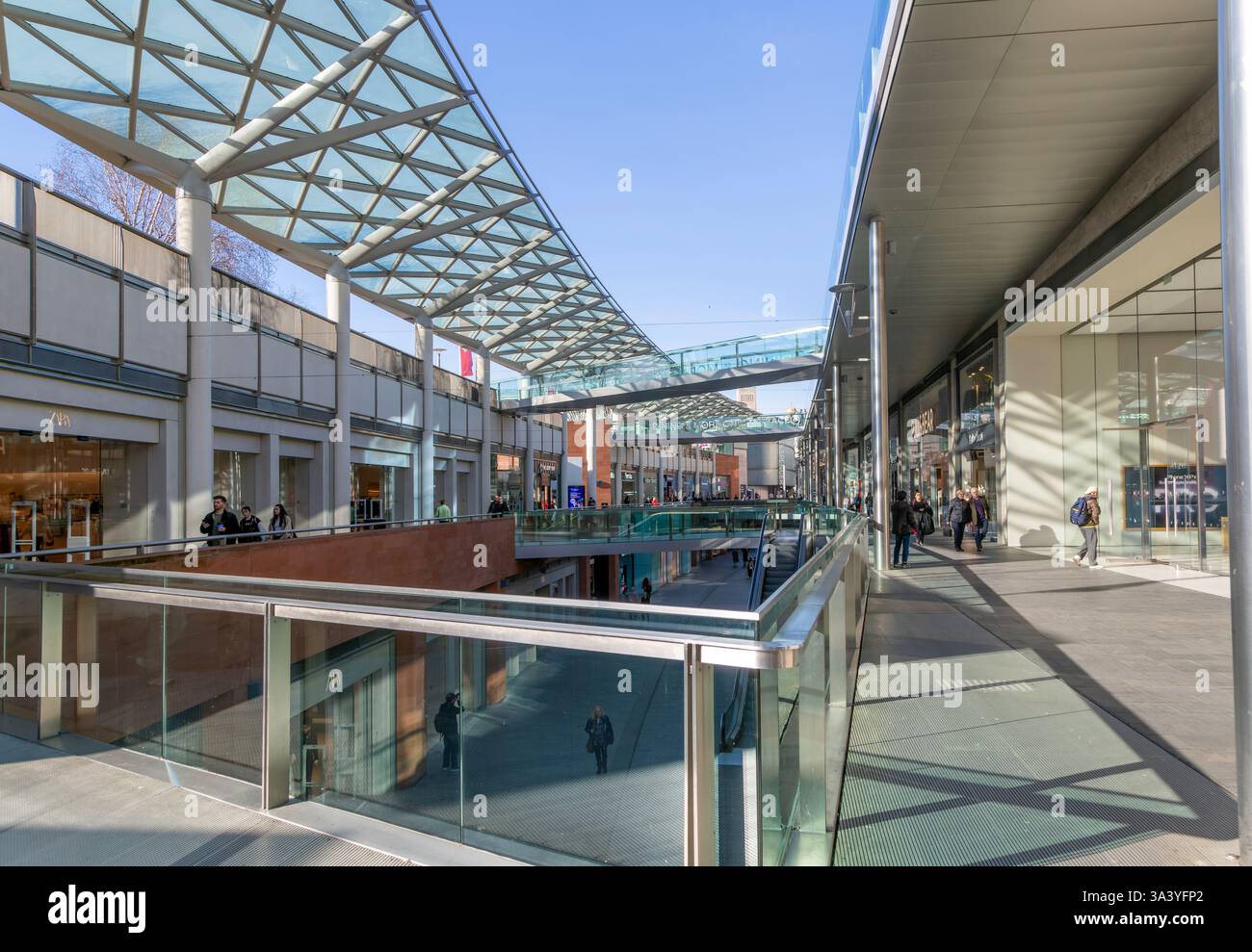 Levels of shops in South John Street shopping centre, Liverpool ONE ...