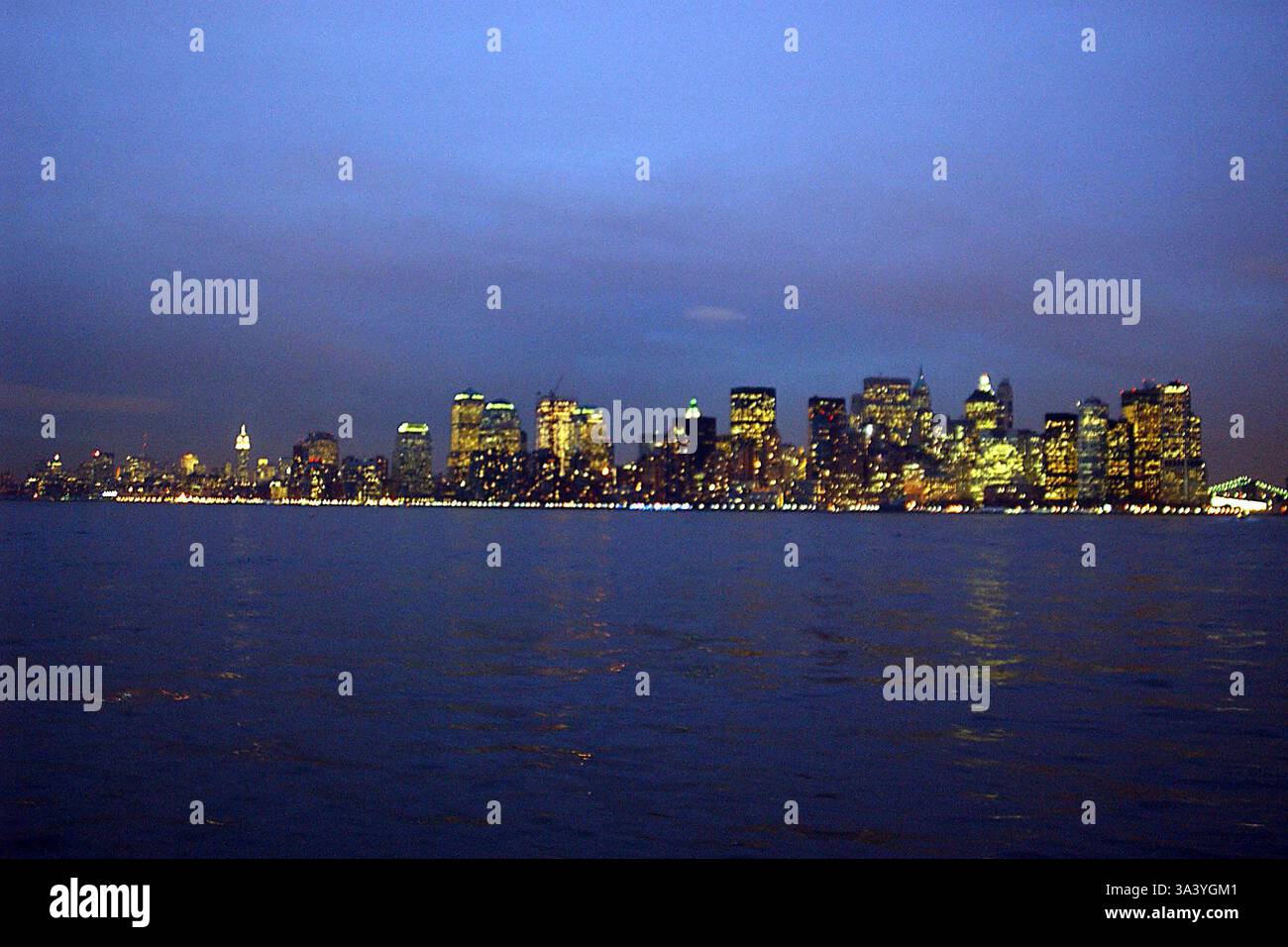 June 26, 2001 - K41395AR.THE PREMIERE OF ''HITCH'' AT BATTERY PARK NEW ...