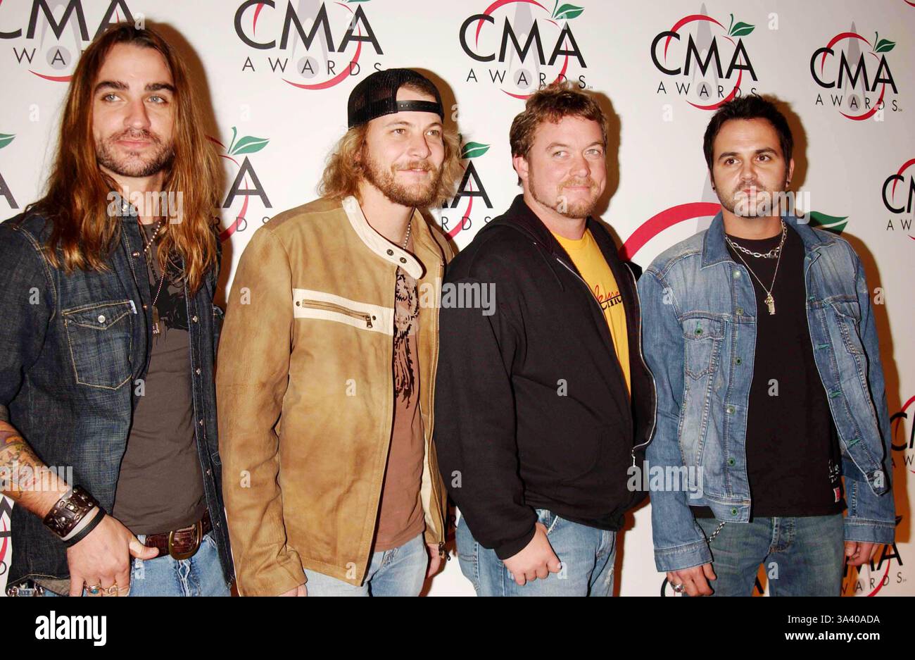 Nov. 15, 2005 - K45963AR.CMA (COUNTRY MUSIC AWARDS) ARRIVALS AT MADISON ...
