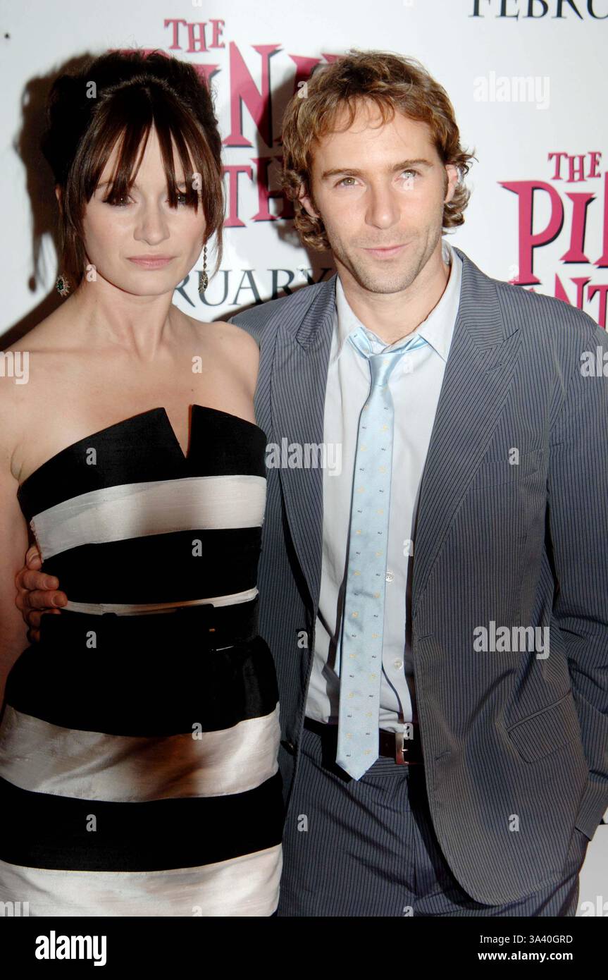 Feb. 7, 2006 - New York, NEW YORK - THE PINK PANTHER PREMIERES S AT THE ...