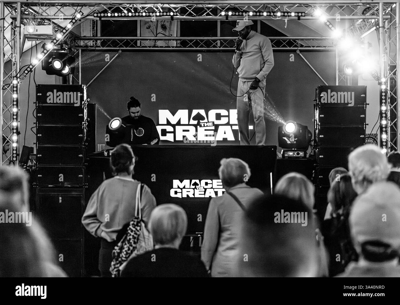 Welsh rap artist Black and White Stock Photos & Images - Alamy