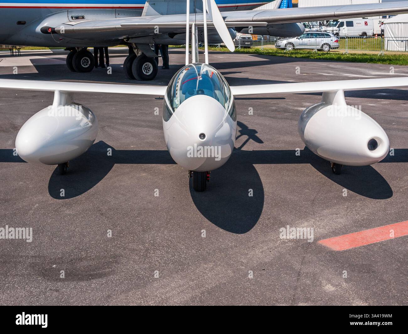 Fuel cell powered aircraft hi-res stock photography and images - Alamy