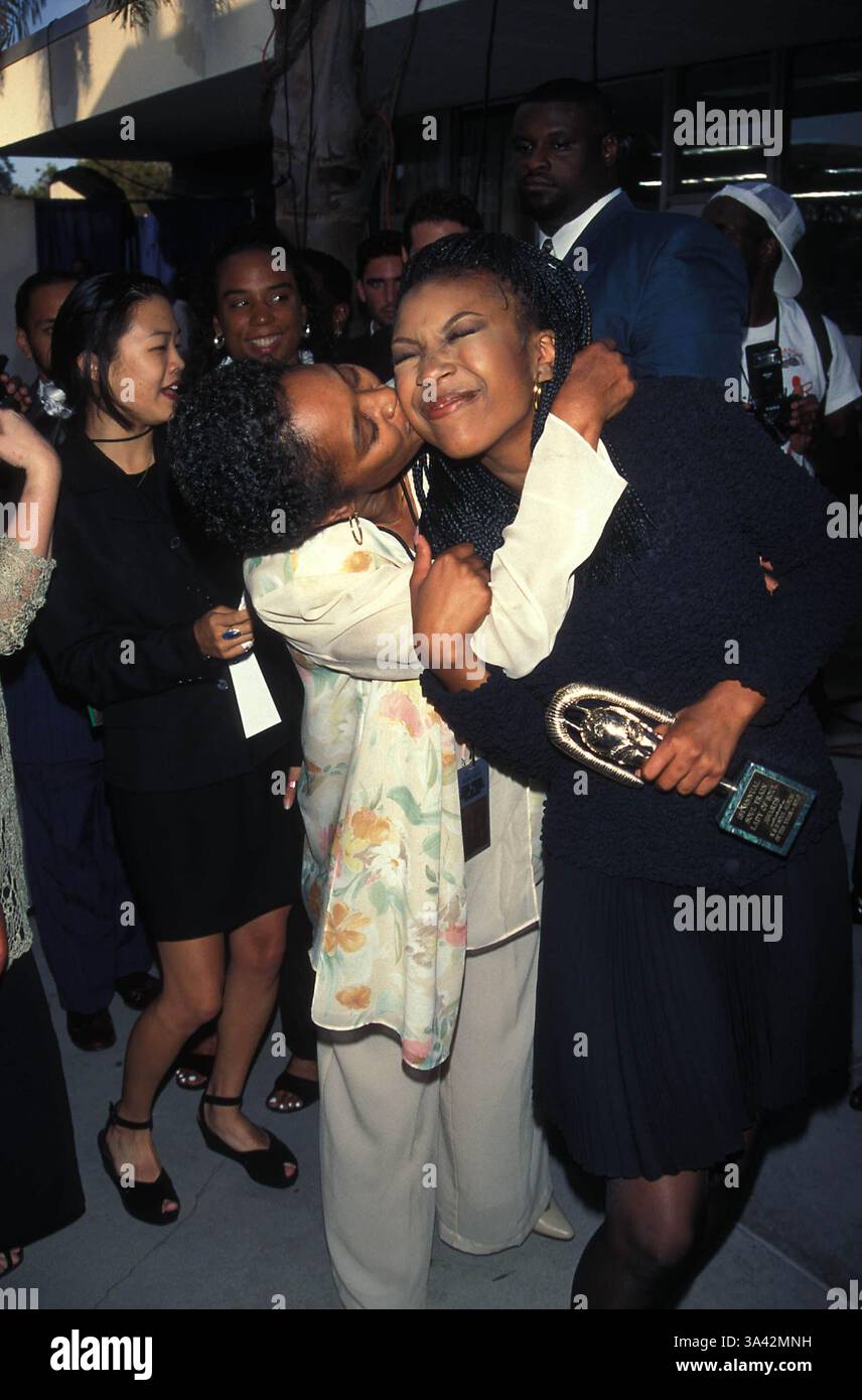 Mar. 1, 2007 - SOUL TRAIN LADY OF SOUL AWARDS SANTA MONICA CA 08-061995 ...