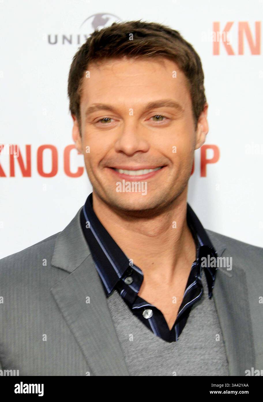 Ryan seacrest knocked up world hi-res stock photography and images - Alamy