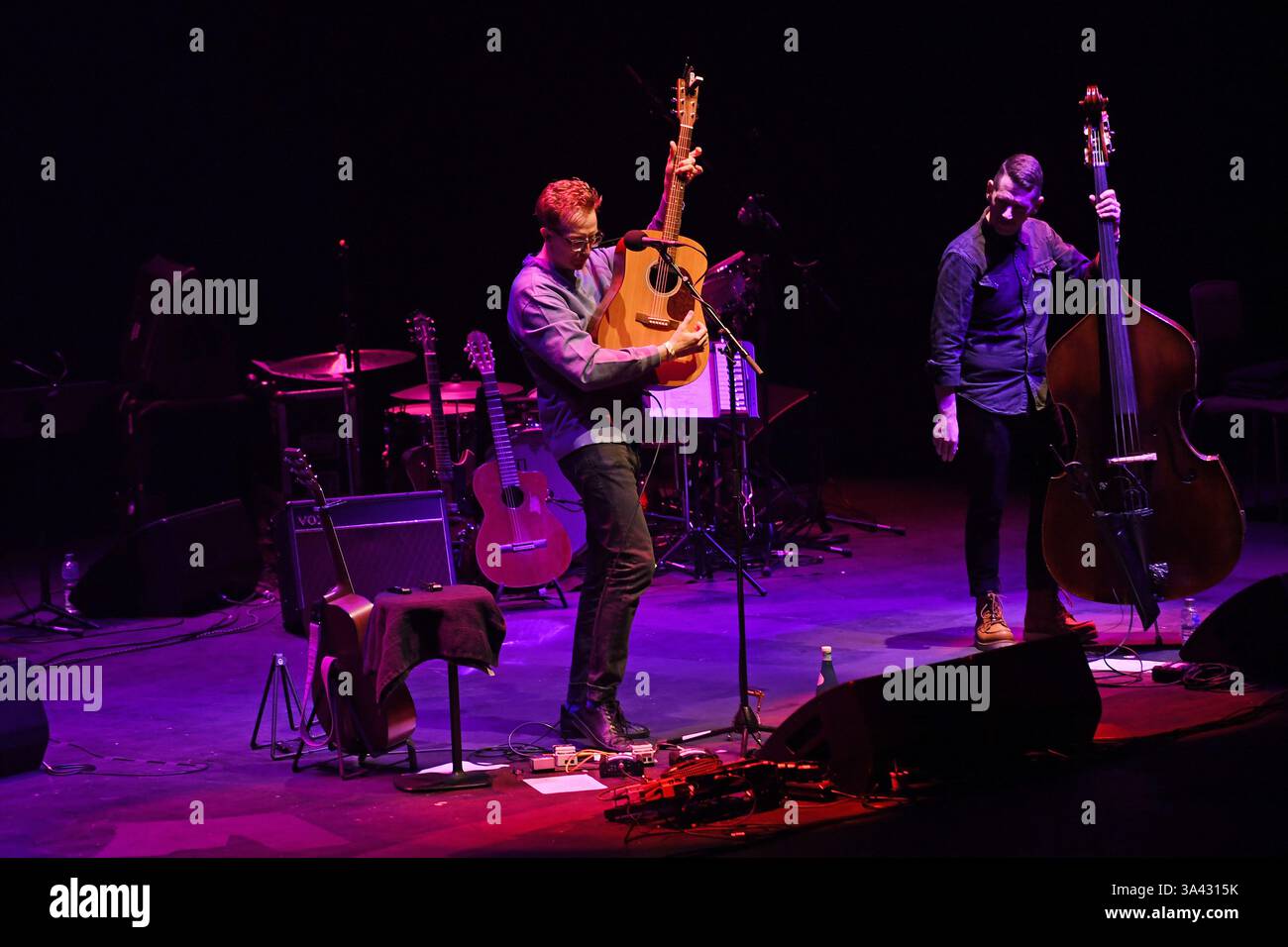UK. 17th Mar, 2025. LONDON, ENGLAND - MARCH 17: Oisin Leech performing ...