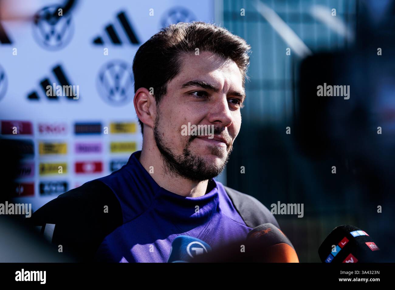 Dortmund, Deutschland. 18th Mar, 2025. Stefan Ortega Moreno ...
