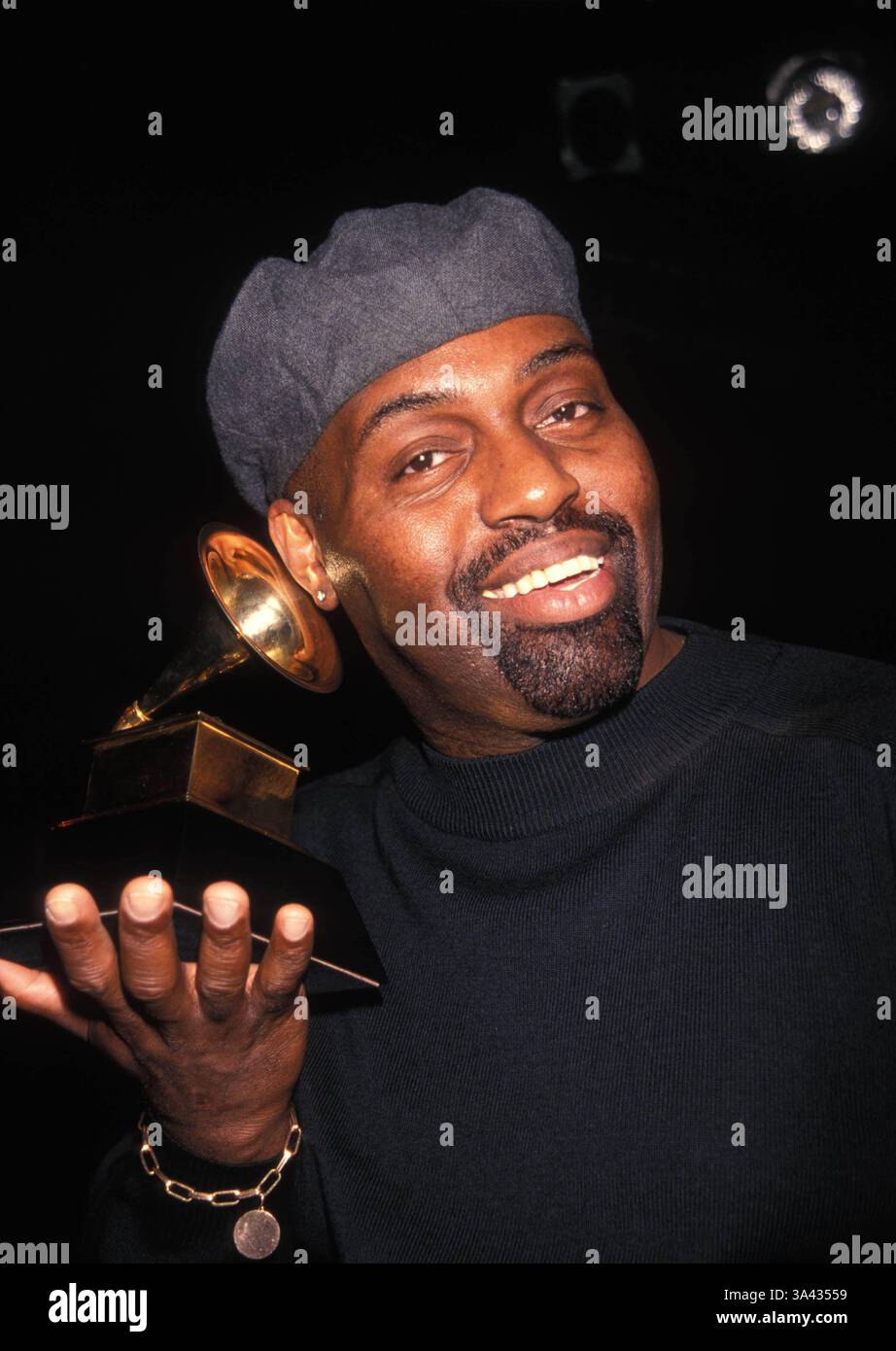 House music 'godfather' Frankie Knuckles has died unexpectedly aged 59 ...