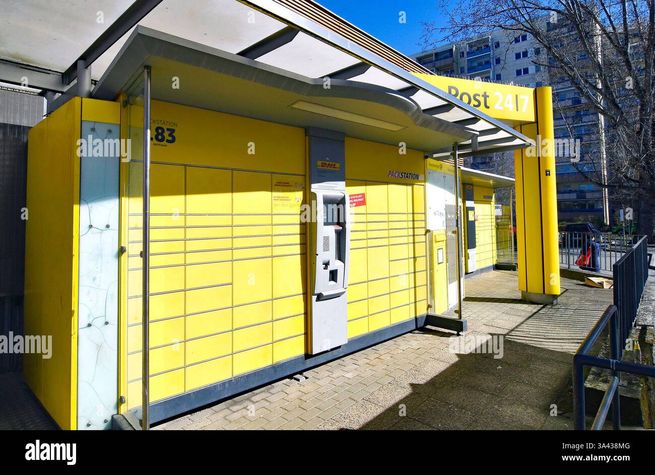 Poststation mit kompletten Service *** Postal station with complete ...