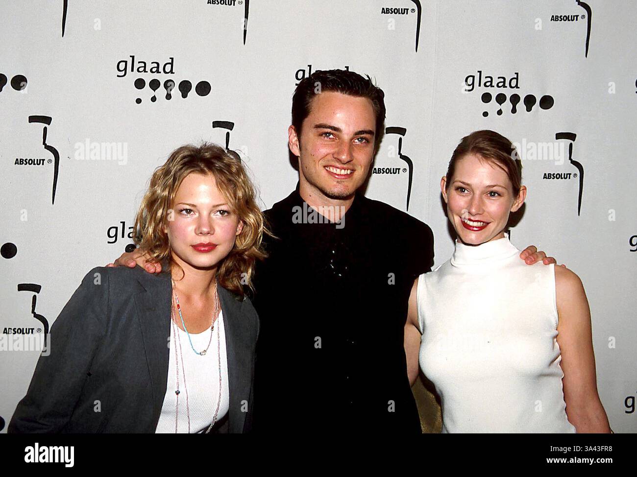 Jan. 1, 2011 - K18500NP SD0415.11TH GLAAD AWARDS AT CENTURY CITY HOTEL ...