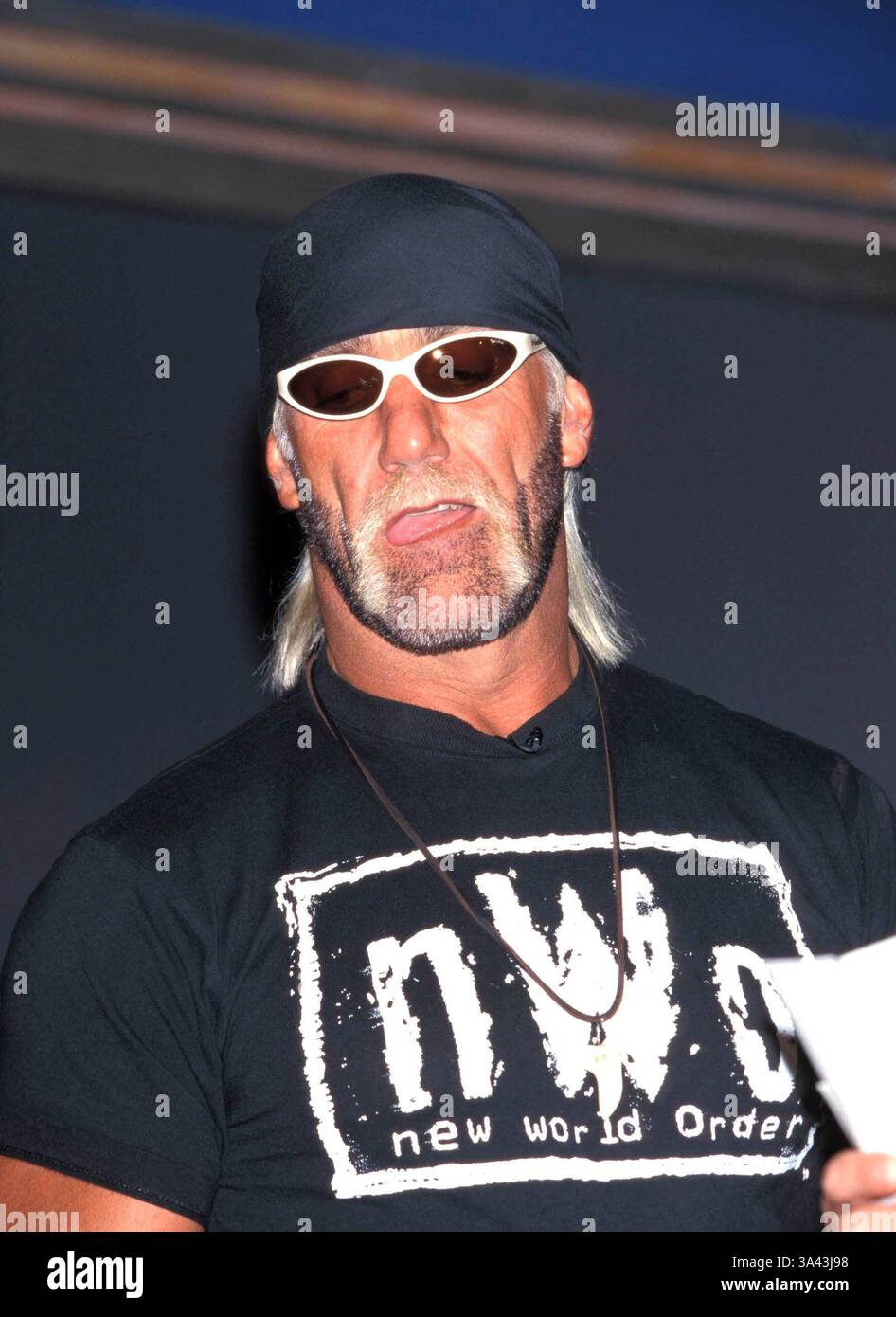 Hulk hogan 1998 hi-res stock photography and images - Alamy