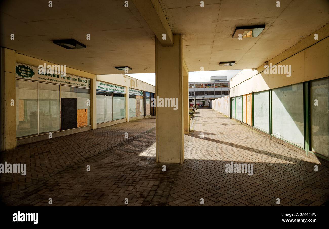 Closed shops in a rundown shopping mall, Doncaster, South Yorkshire ...