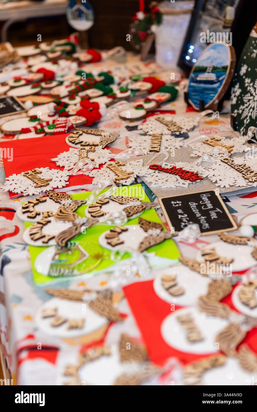 Handmade Christmas tree decorations at a market stall Stock Photo - Alamy