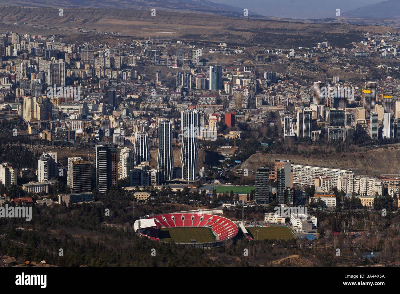 Dynamic urban cityscape modern hi-res stock photography and images - Alamy