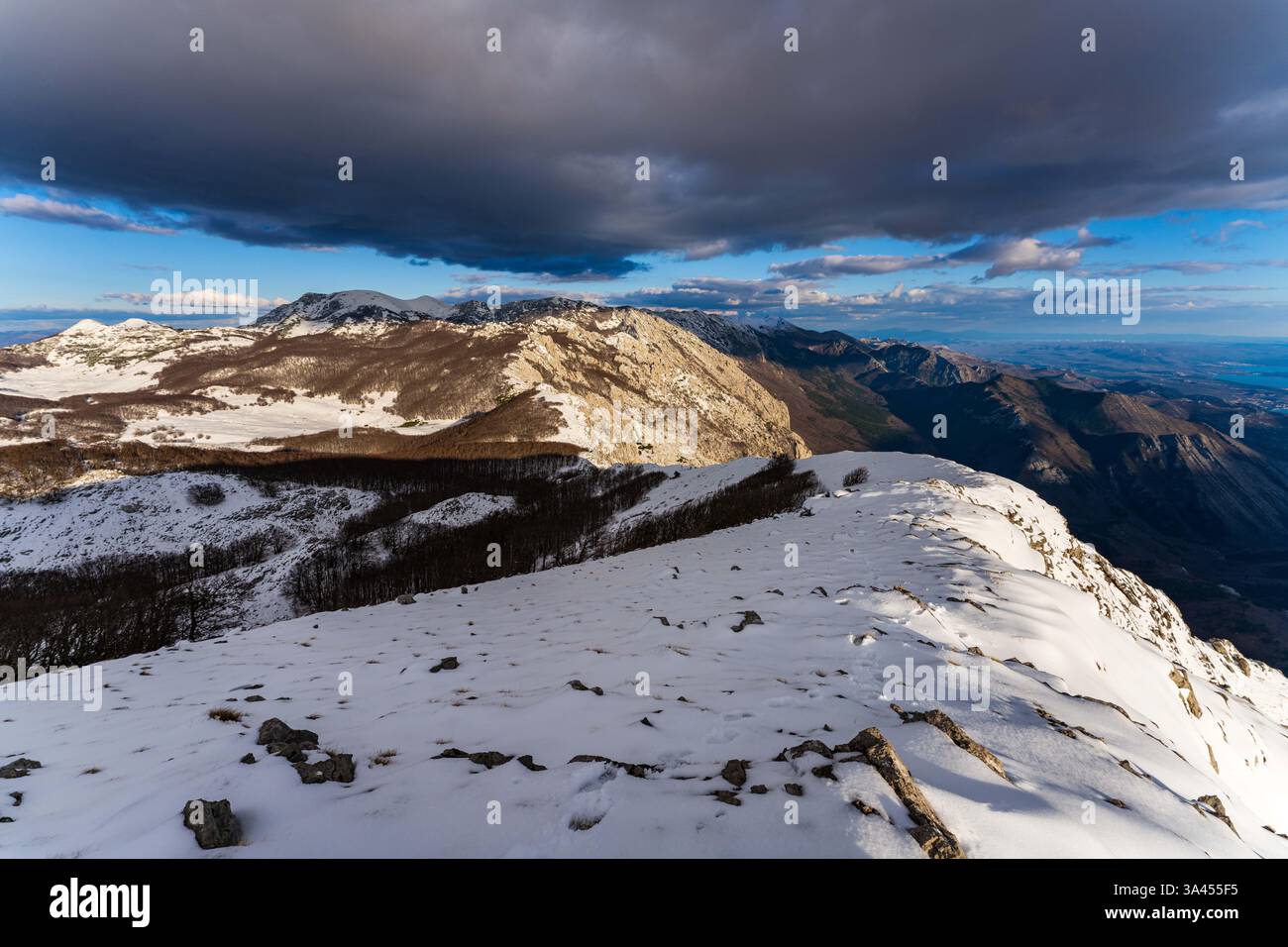 Velebit mountains range hi-res stock photography and images - Alamy