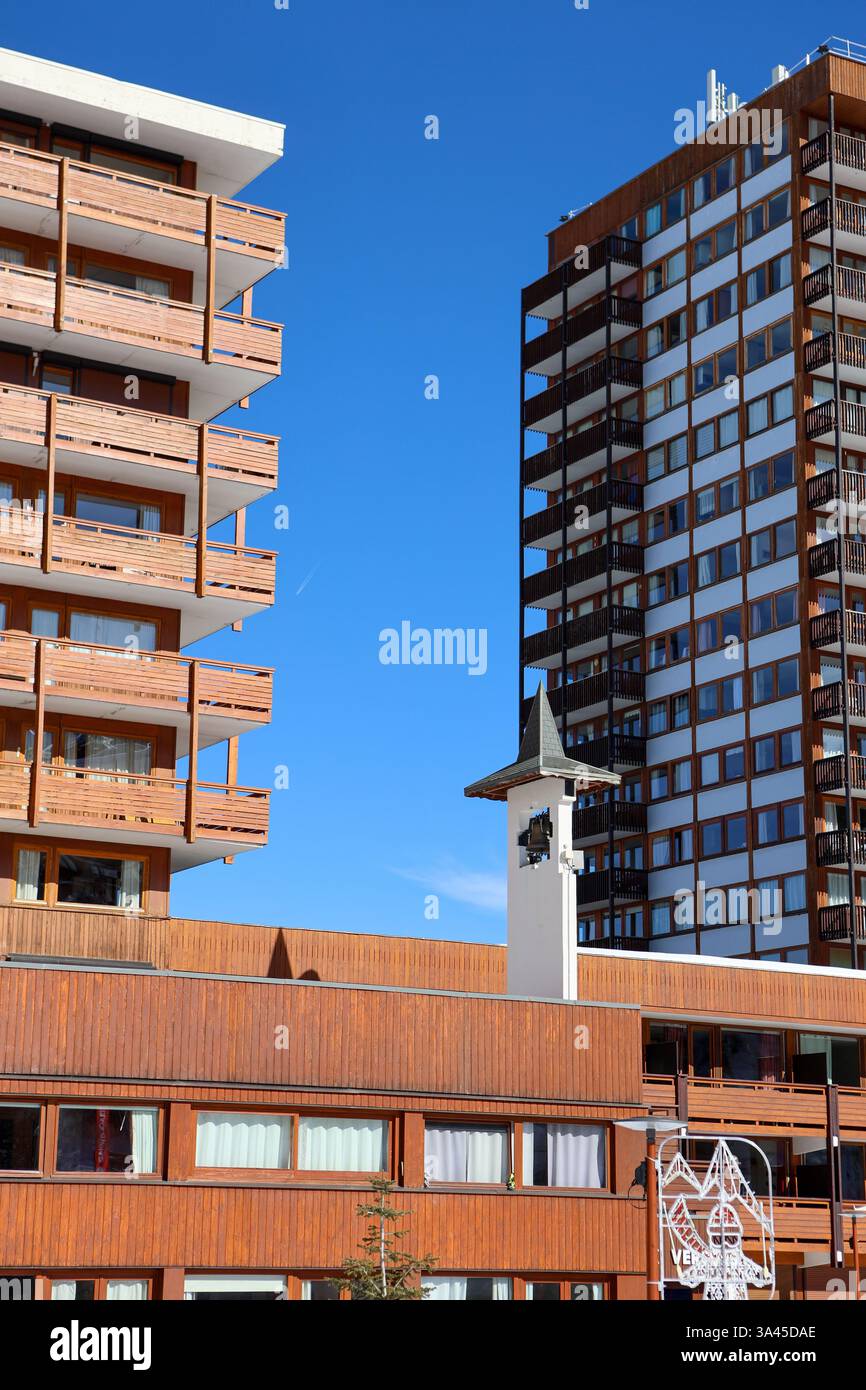 High white bell tower stands hi-res stock photography and images - Alamy