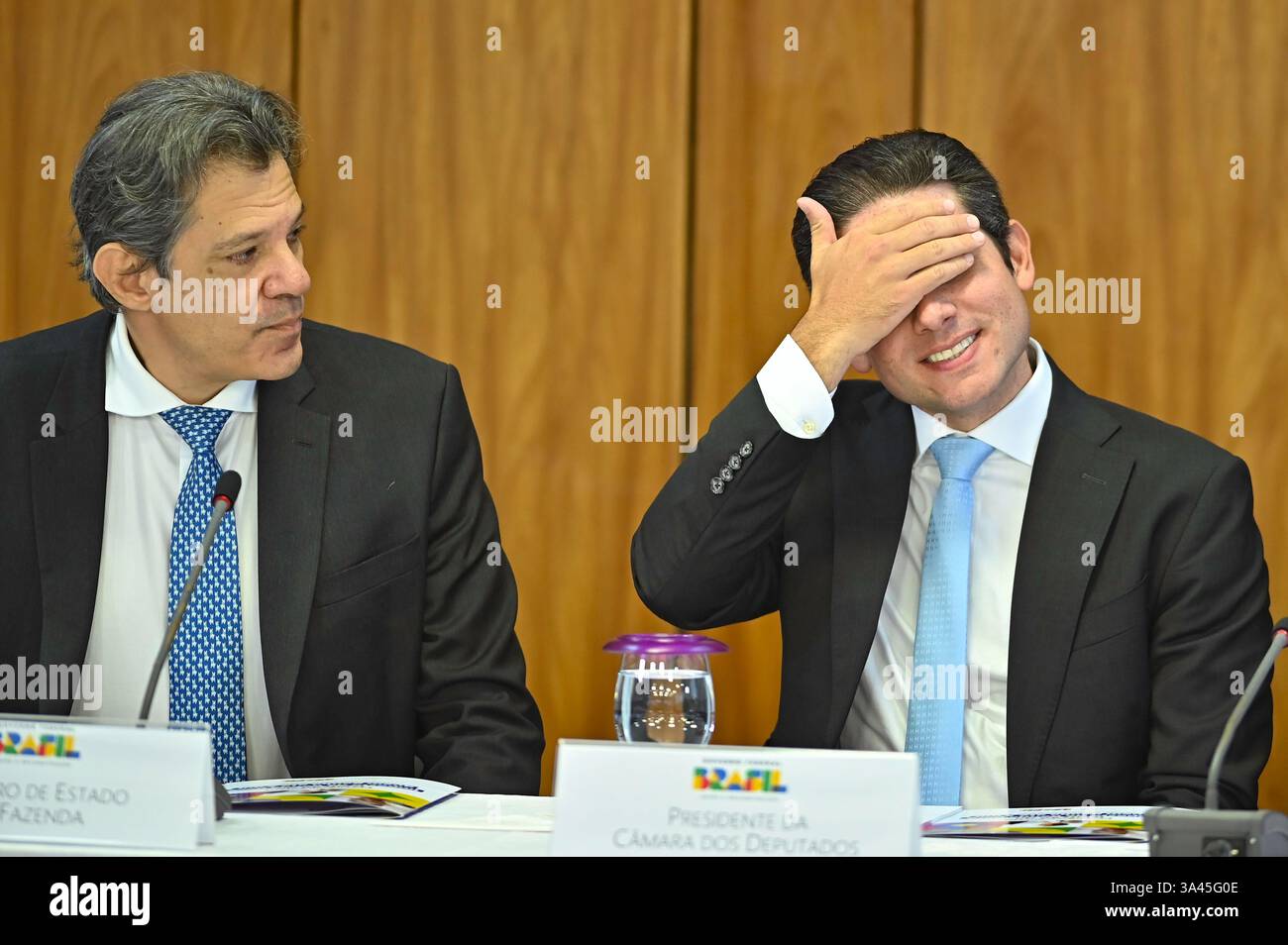 BRASÍLIA, DF - 18.03.2025: LULA ENVIA ISENÇÃO IMPOSTO DE RENDA - Photo ...